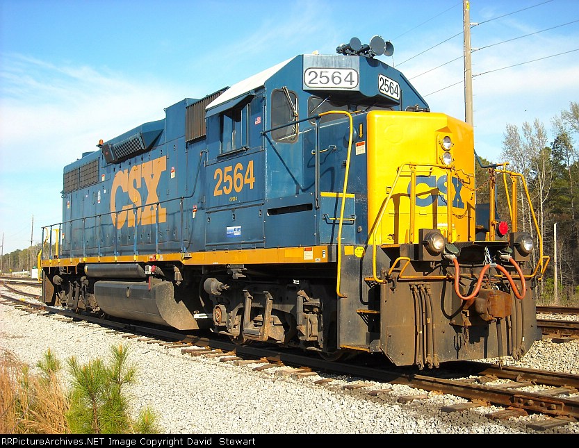 CSX GP38-2 2564